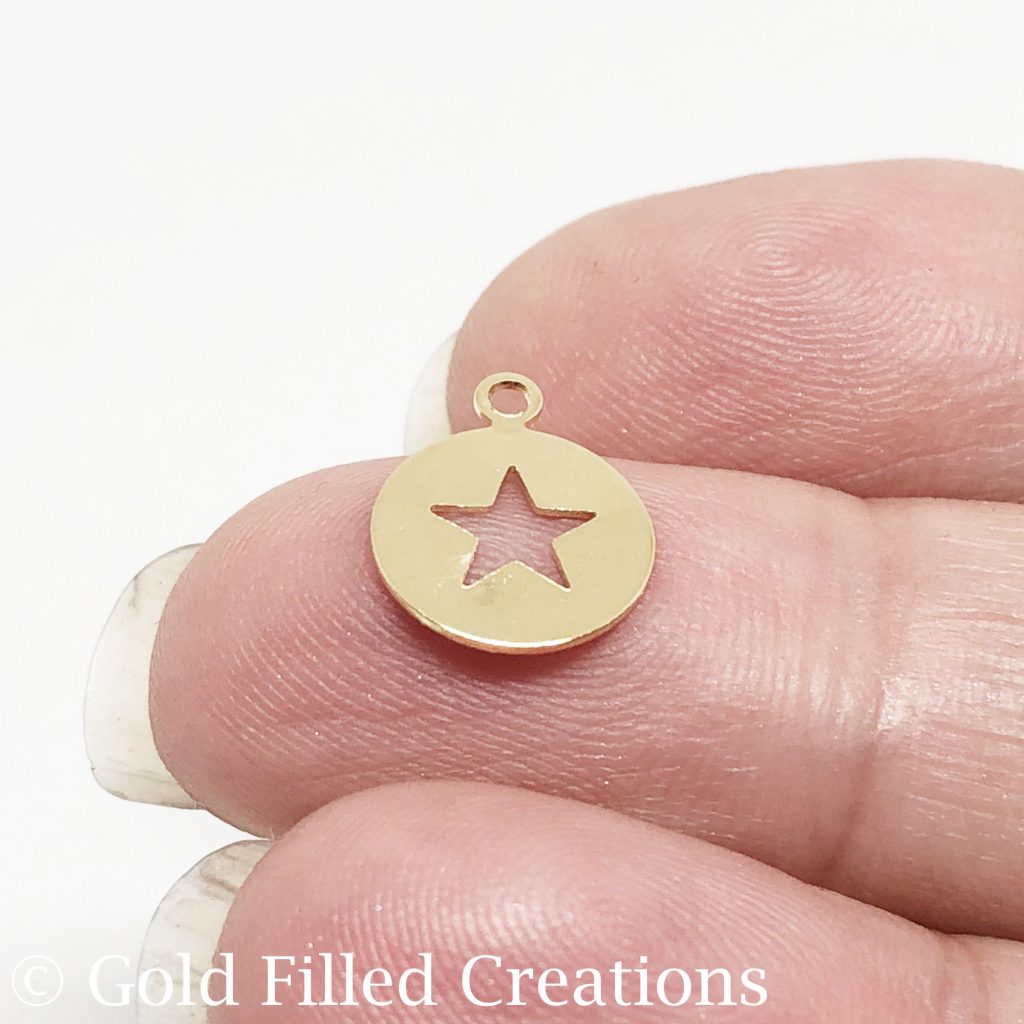 Gold filled Star charms round 10mm , 10 50 100 300 pieces 30% discount ...